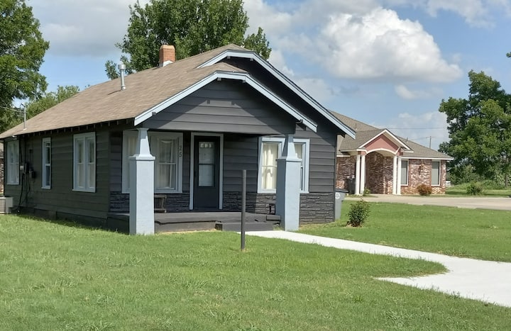 The Quaint House - Lawton, OK