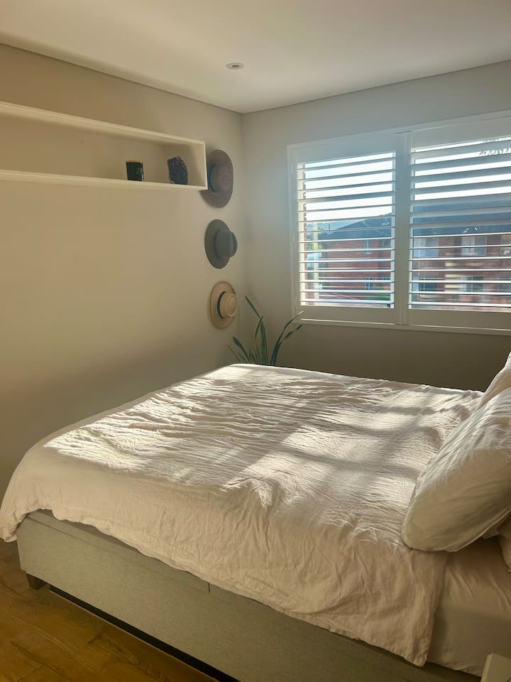 Sunny 1 Bedroom Beachside Unit - 모스만