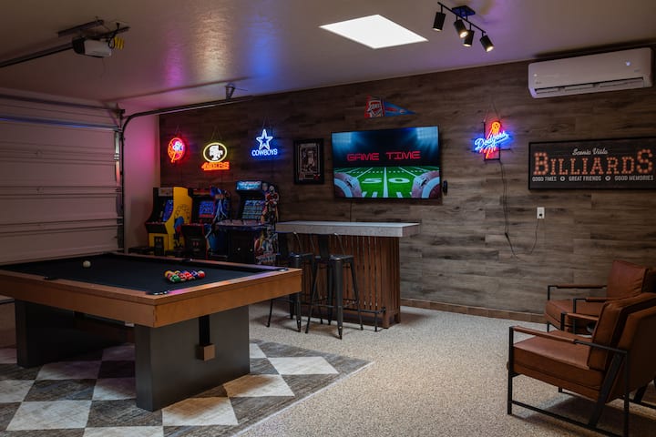 Scenic Vista With Game Room And Putting Green - Alamogordo, NM