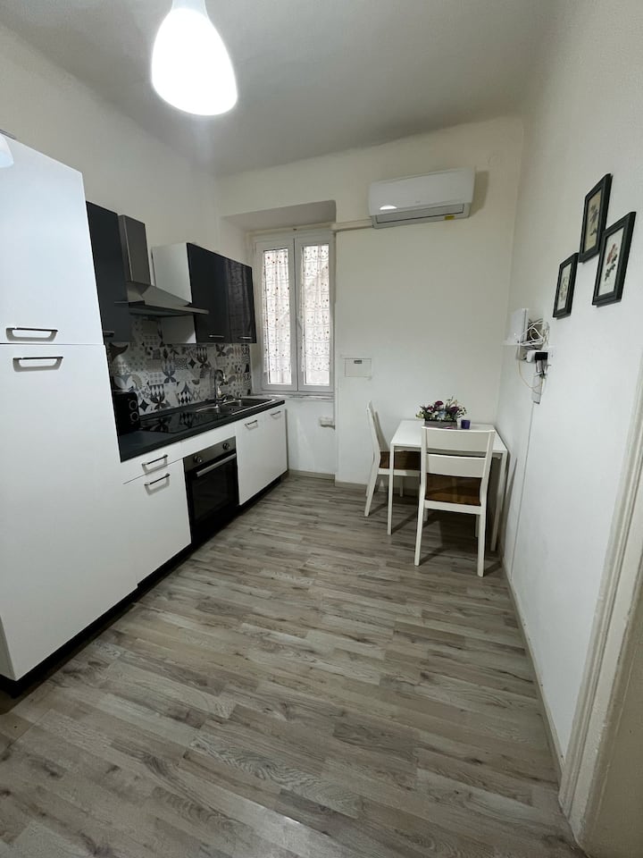 Delpozzo16 Appartamento Grazioso E Confortevole - Triest