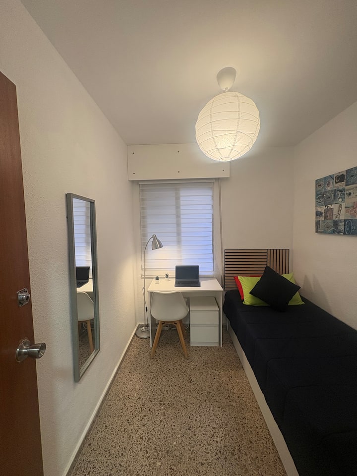 Habitación Acogedora - Alicante