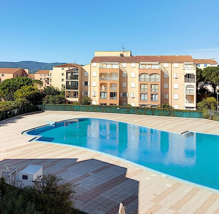 Appartement Avec Piscine - Fréjus