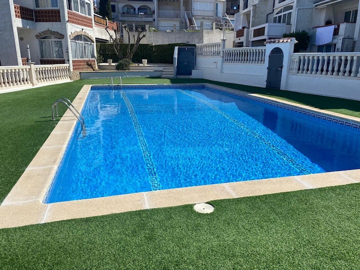 Maison Résidence Piscine , Garage - Roses