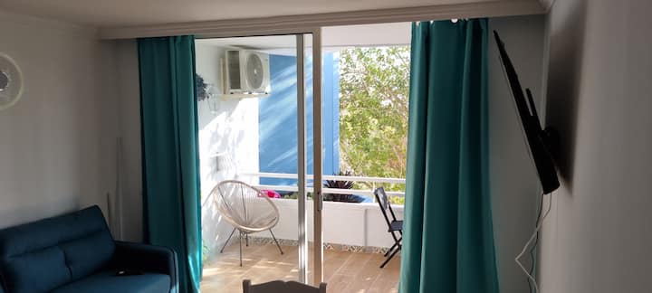 Beautiful Elegant Green Flat - Tenerife South Airport (TFS)