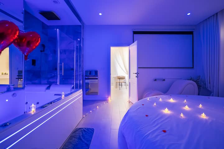 24h Du Mans, Lit Xxl, Jaccuzi, Sofa Tantra, Jardin - Le Mans