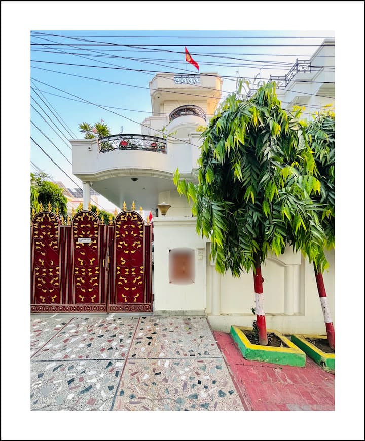 कमलम Gulmohar - Lucknow