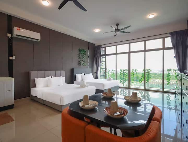 Palazio | Cozy 4pax Stay | High Floor City View - Johor Bahru