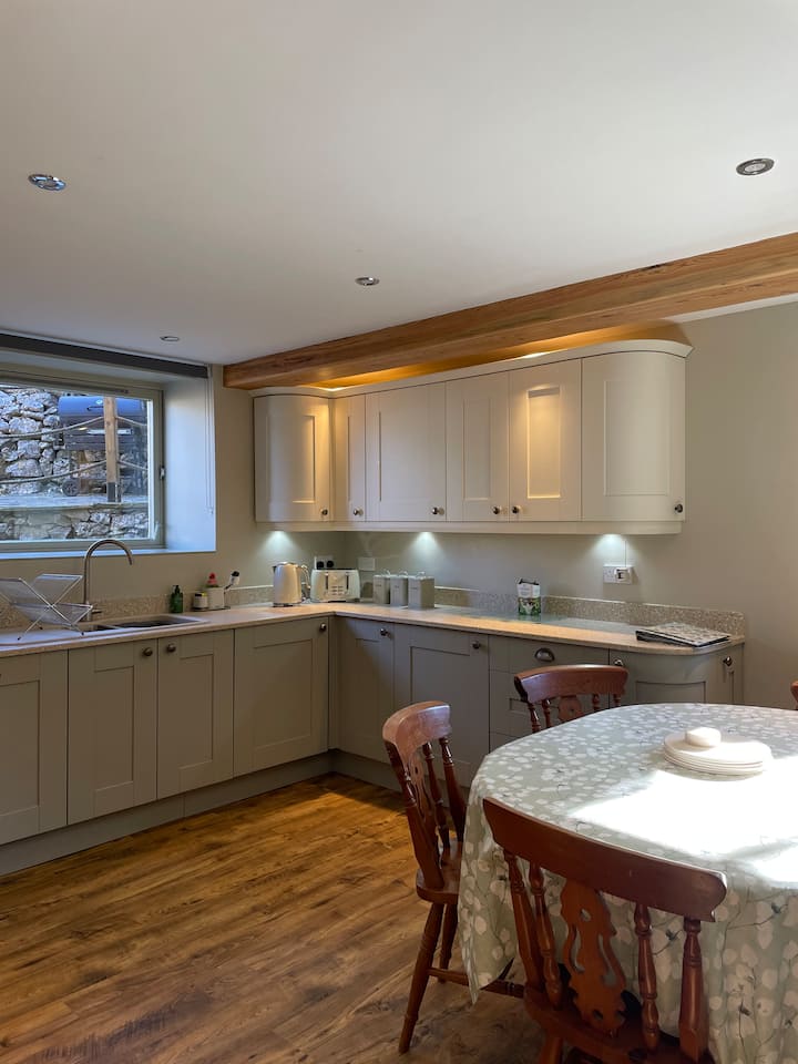 Barn Cottage - Monyash