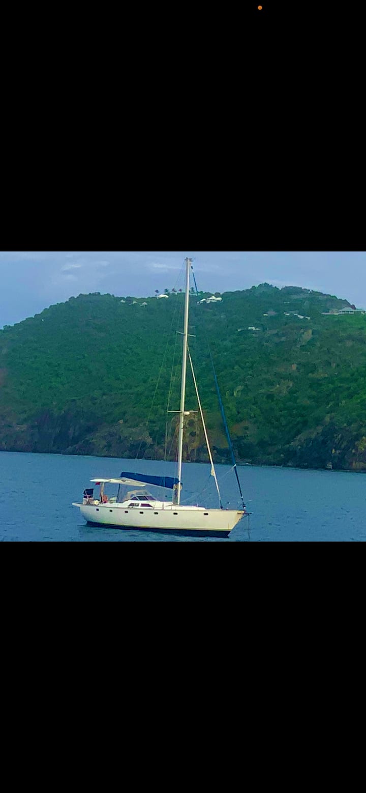 Location De Cabines Double Sur Un Voilier De 17m - Saint Barthélemy