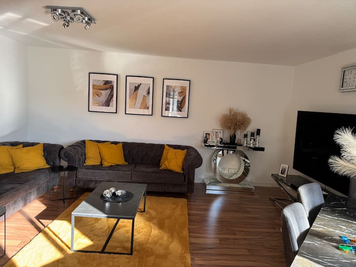 Stilvolle Wohnung In Messe Ost - Lehrte