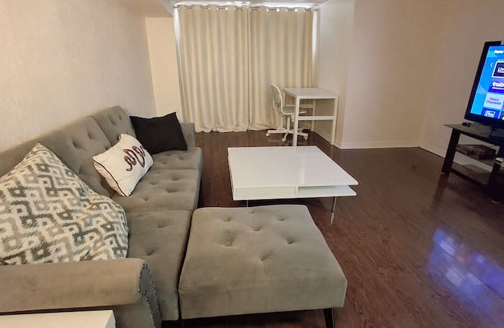 Private 2br Suite | Own Entrance | Free Parking - Aurora