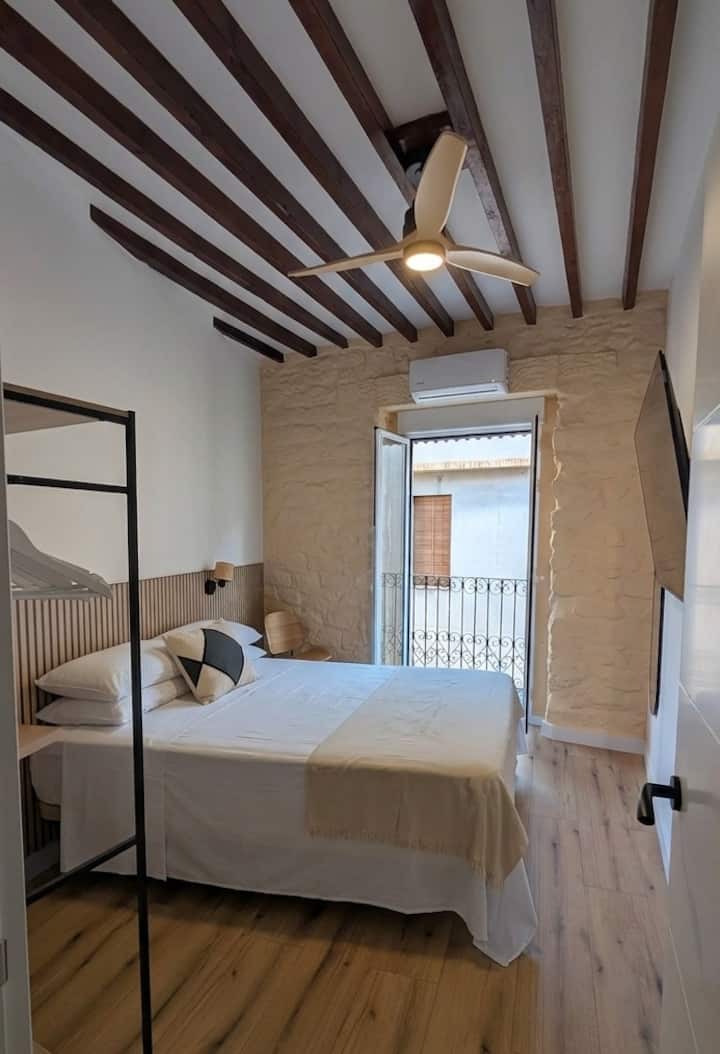 Renovated Flat With Ac - Steps To Beach - Alicante