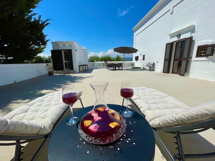 Luxury Masseria W/ Sea Views + Large Terrace - Fasano