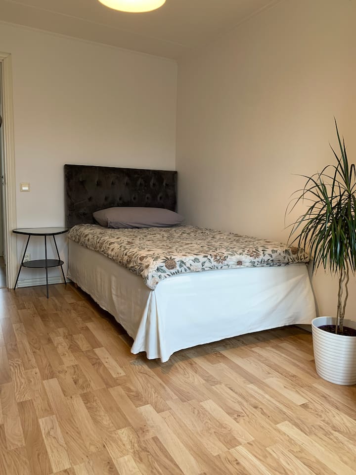 1 Room For Rent Out In Stockholm - Stockholm