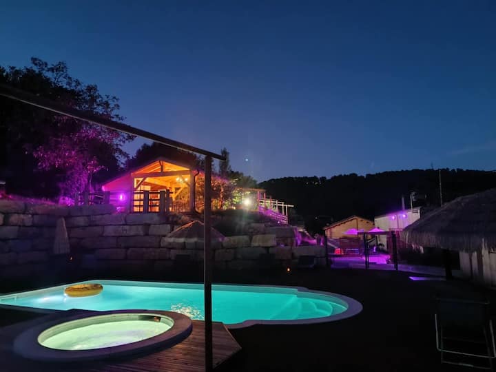 Chalet Avec Terrasse Ombragée - Villefort