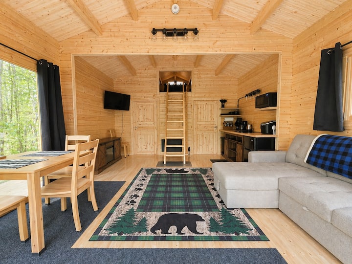 Blue Jay Hideaway - Drummond, MI