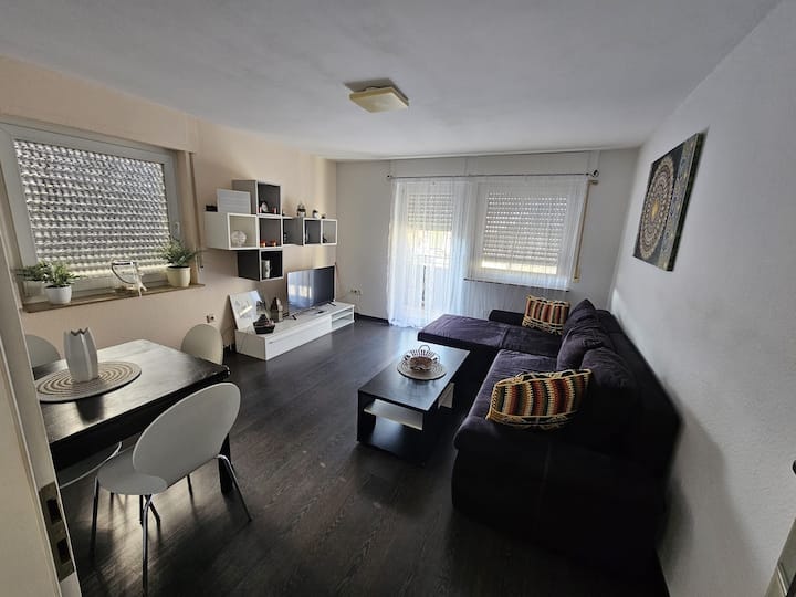 Zentral & Ruhig Mit Balkon Und Parkplatz - Heilbronn