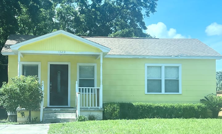 East Hill Hidden Gem - Pensacola, FL