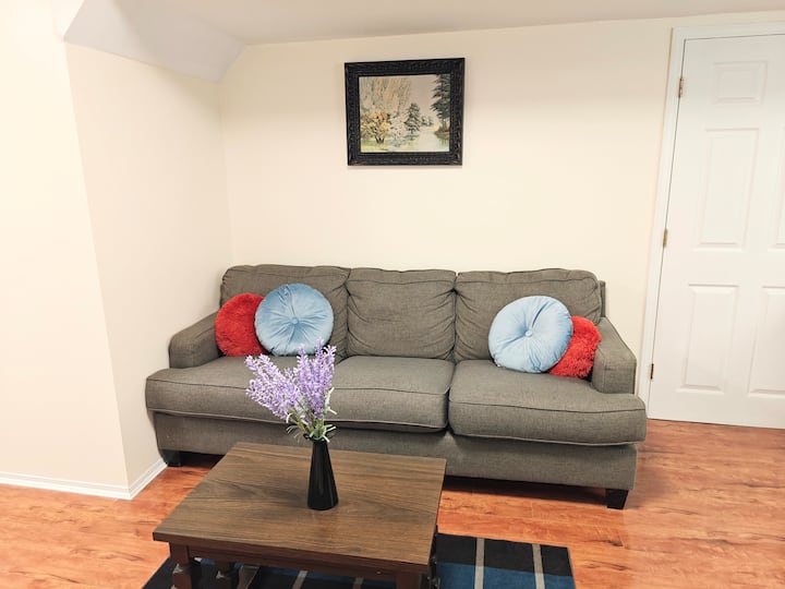 Charming 2 Br Retreat In South Surrey/ White Rock - White Rock