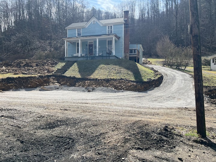 Hilltop House - Htm Trails - Northfork, WV