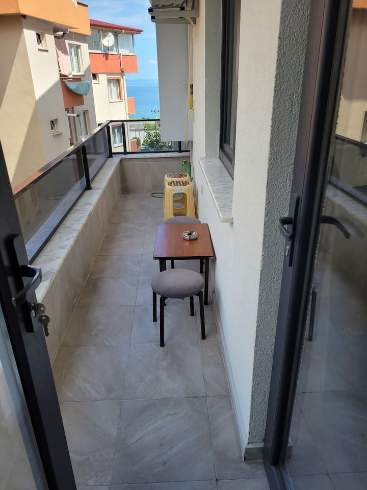 Lüks Yeni 3+1 Daire Yeni Eşya 5 Kişi Kapasite. - Trabzon