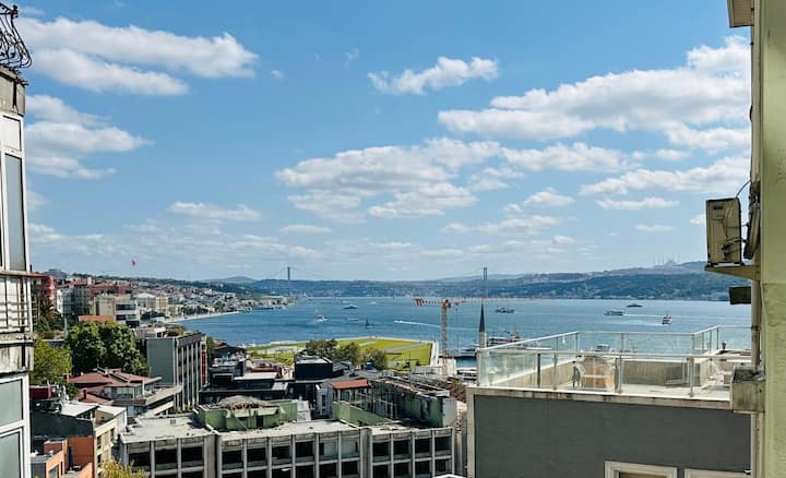 Bey0ra ~ Studio Home With Bosphorus View - Istanbul