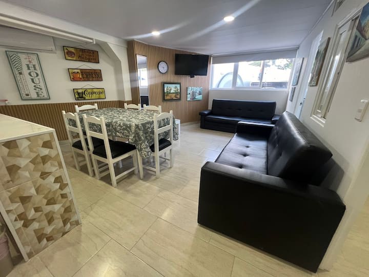 Apto Al Frente Del Hotel Acuario - San Andrés