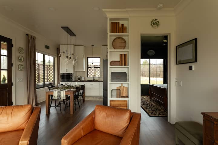 Mini Star Estate + Hot Tub: Modern Farm Stay - Seagrove, NC