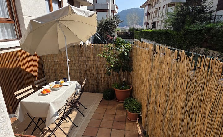 Patio + Parking · Plage 100 M · Centre - Noja