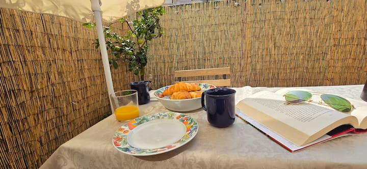 Patio + Parking · Plage 100 M · Centre - Noja