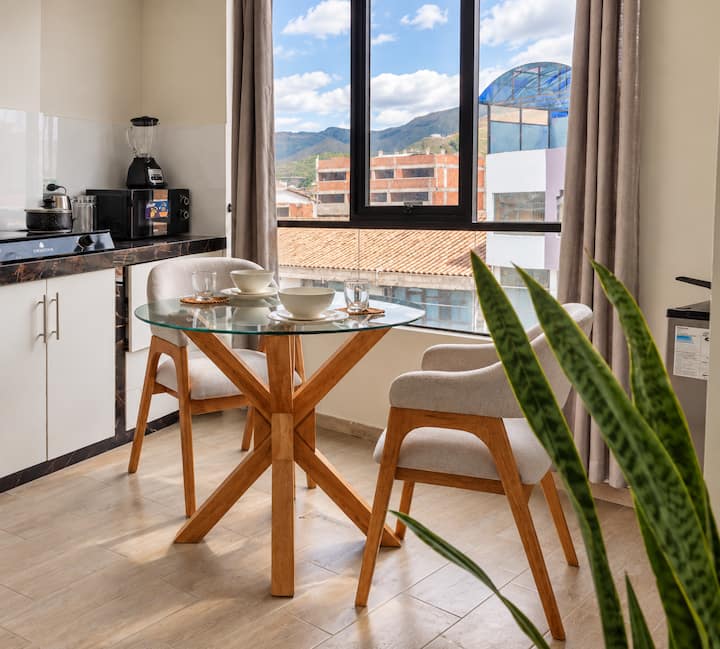 Loft Overlooking The Mountains, Wifi And Netflix - Cusco
