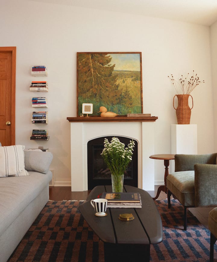 Lake & Art Home, Family Getaway - Minocqua, WI