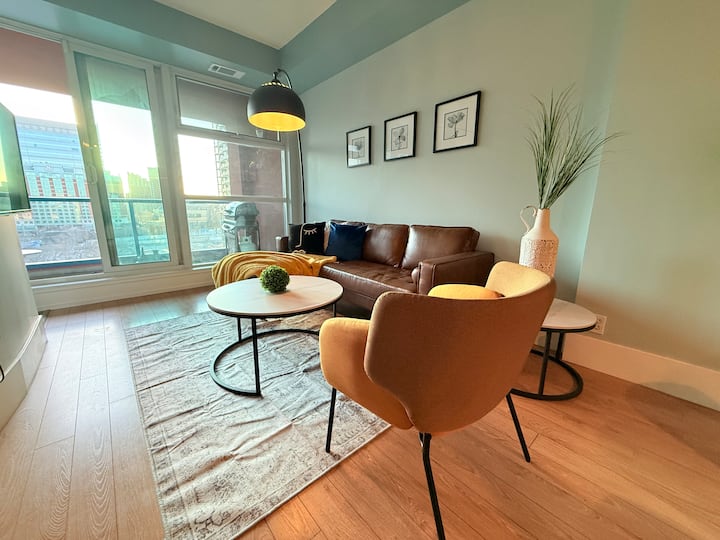 Exec Riverfront 1br Pet-friendly - カルガリー