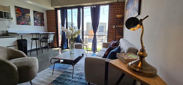 Modern Beautiful Apartment + Free Parking - Guatemala City