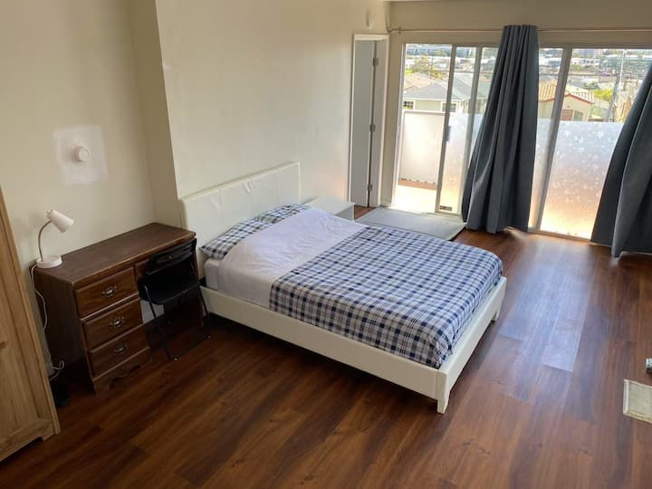 (A1)southsf-2bed Sfo Freeparking - Millbrae, CA