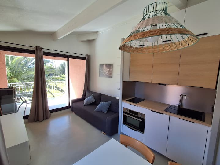 Joli Appartement Les Parcs De Grimaud - Piscine - Grimaud
