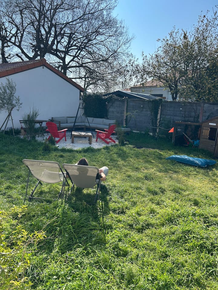 Notre Petite Maison Familiale à Pessac - Mérignac