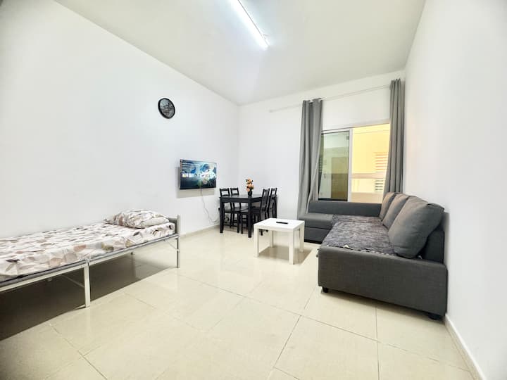 Al Tawun Apartment One Room - Sharjah