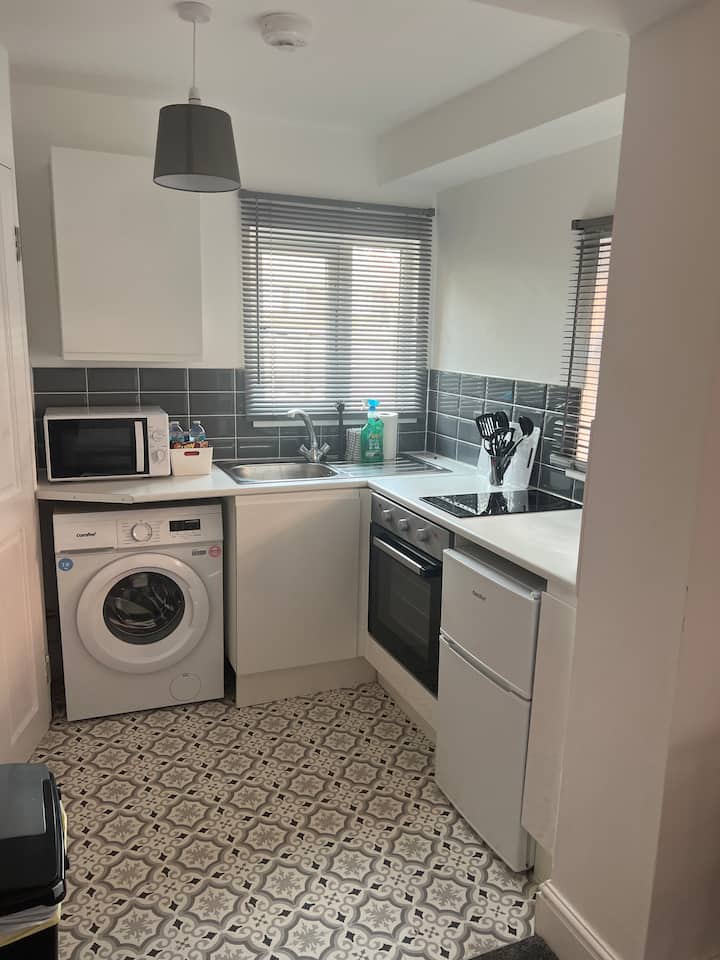 Coventry Studio Near City Centre - Coventry