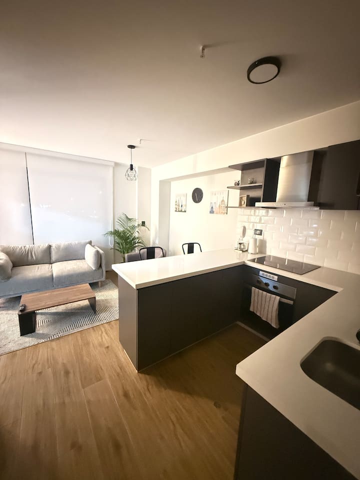Apt. Moderno Y Equipado, En Zona Segura Y Céntrica - Pérou