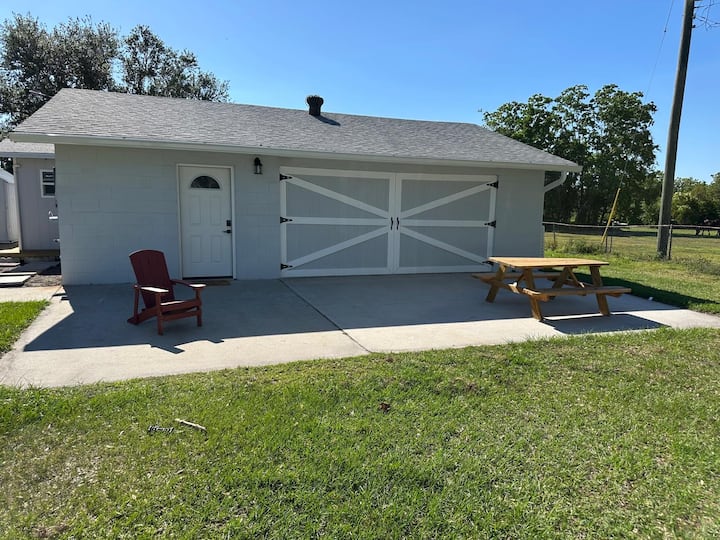 Renovated Mother-in-law Suite - St. Cloud, FL