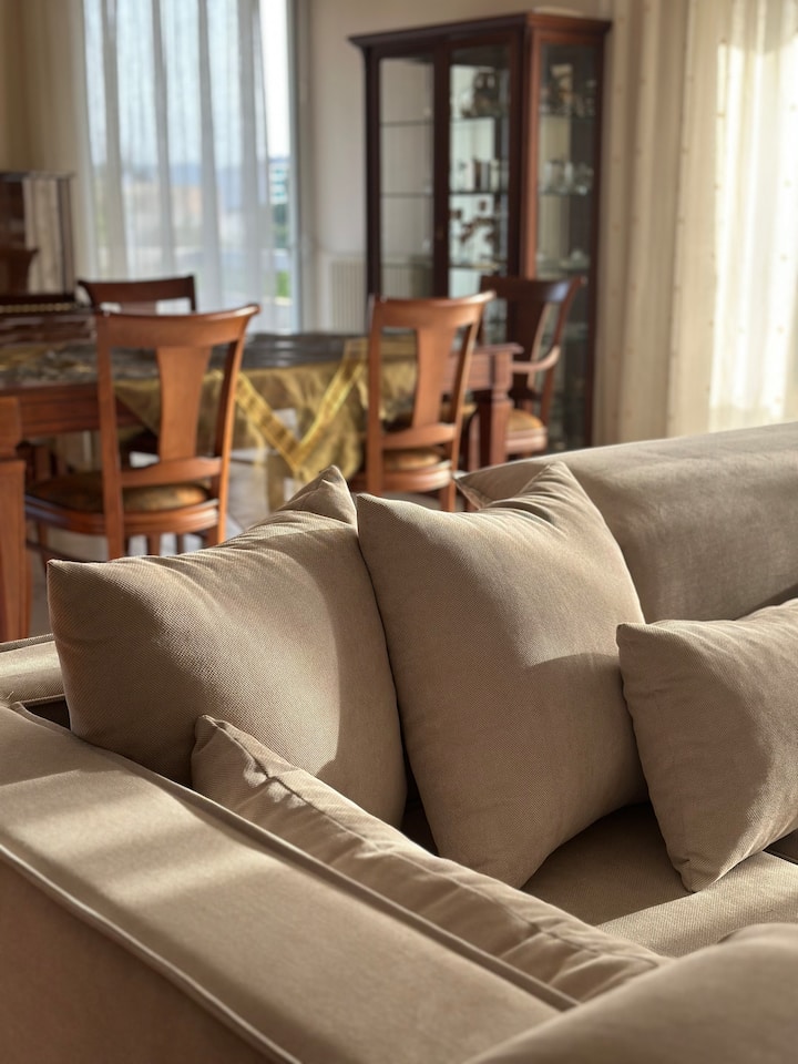 Spacious Apartment With Top View - Неа-Макри