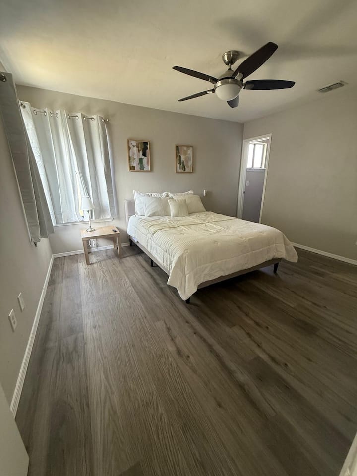 Great Location And Relax. - closed, Jacksonville