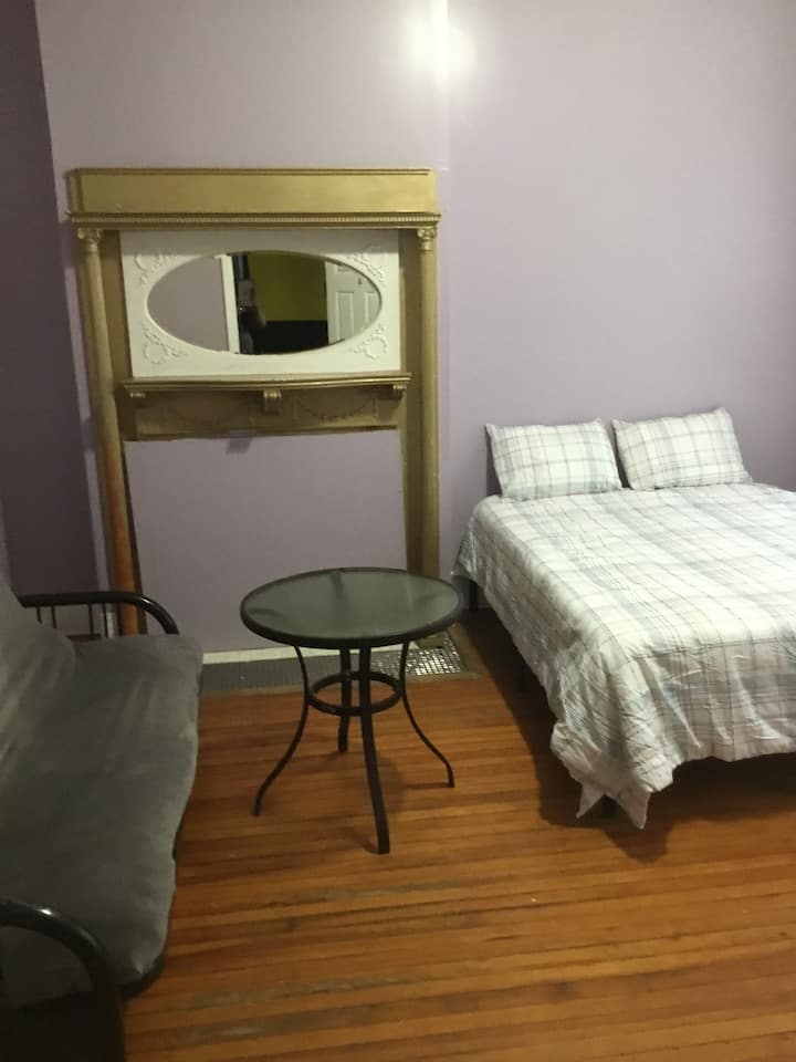 Newark Finest Budget Room #4 - Newark, NJ