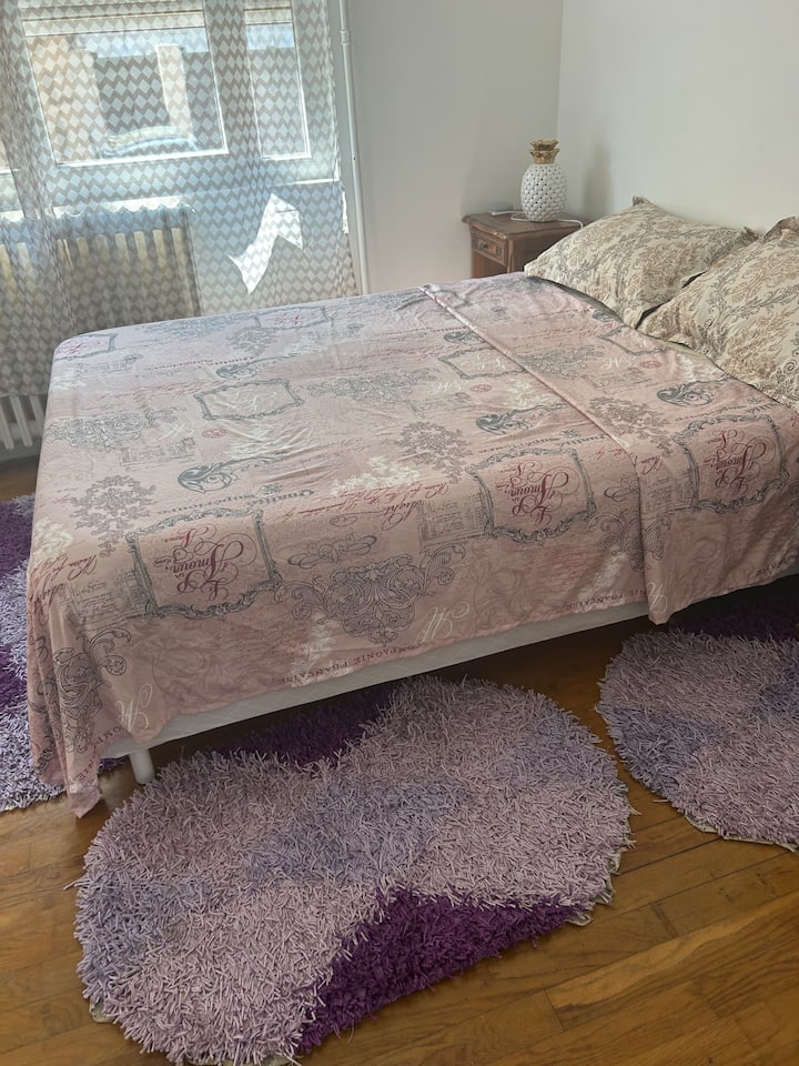 Studio- Netflix- Prime Vidéo- Idéal Pour Les Pros - Évreux