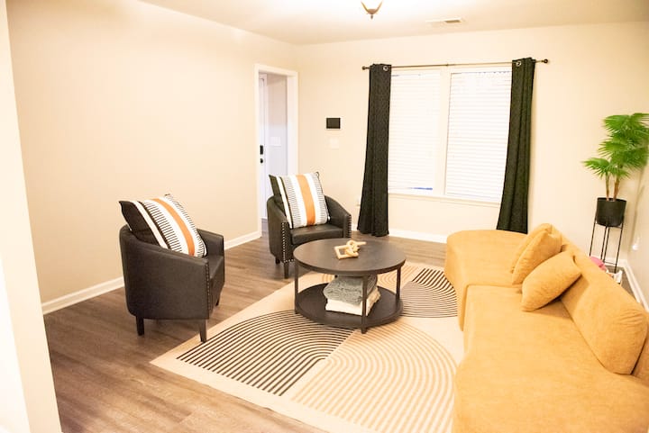 Family Retreat Near Fort Jackson | Gated Yard - Elgin, SC