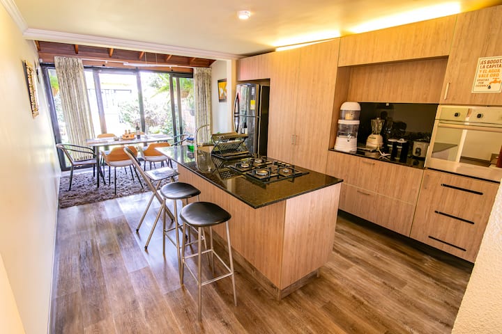 •Village ~Private Bbq Garden, Free Pickup Airport - Bogotá