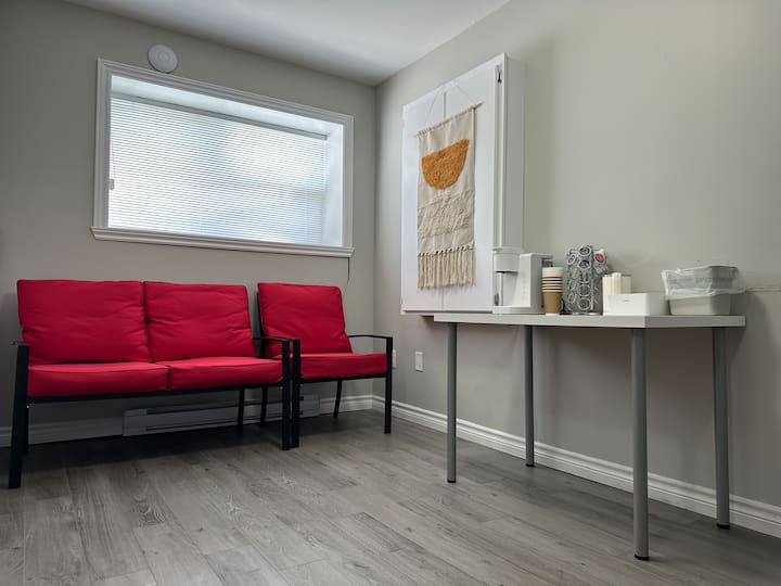 Spacious 2-bedroom Suite –Private & Quiet - Halifax