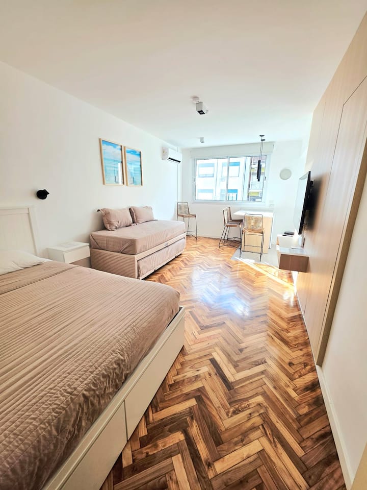 Alto Palermo | Bright And Quiet | 4 Guests - Recoleta