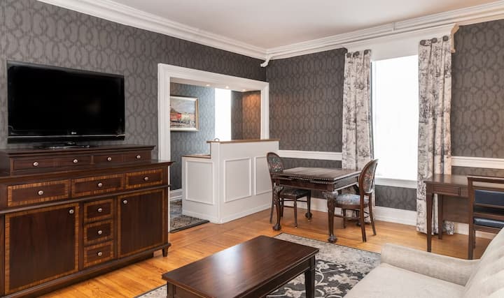 Maryland Inn Suite At Historic Inns Of Annapolis - Annapolis, MD